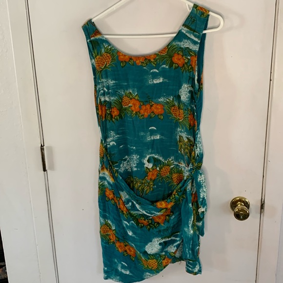 Pineapple Moon | Dresses | Pineapple Moon Hawaiian Print Tropical Print ...